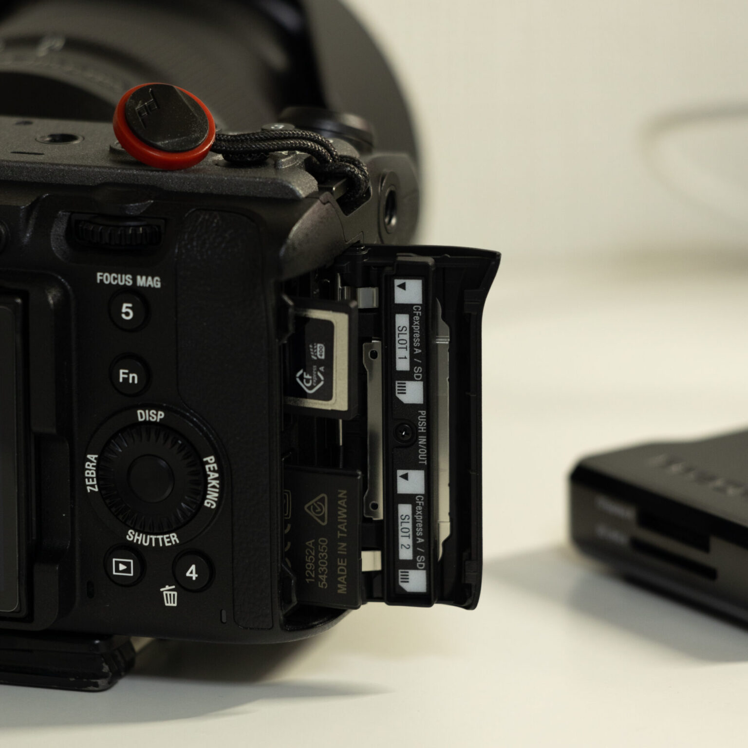 【レビュー】Sony FX30を買って「最高！」だった機能を解説 - Photography Blog