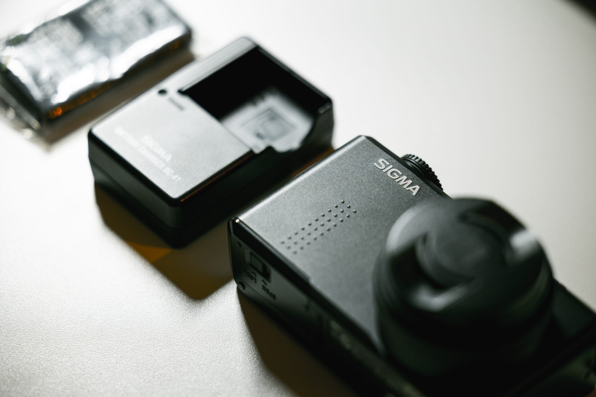 【レビュー】SIGMA DP2 Merrillを3ヶ月使ったリアルな感想｜作例｜コンデジの完成系 - Photography Blog
